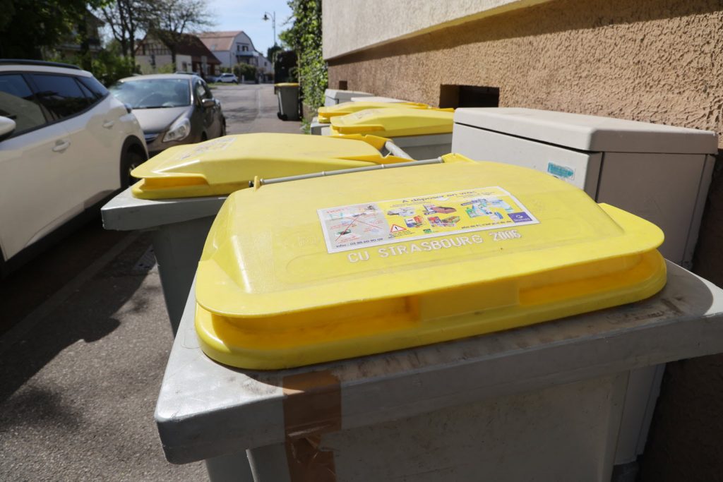 Passage d’un agent de l’Eurométropole pour diagnostic des poubelles ...